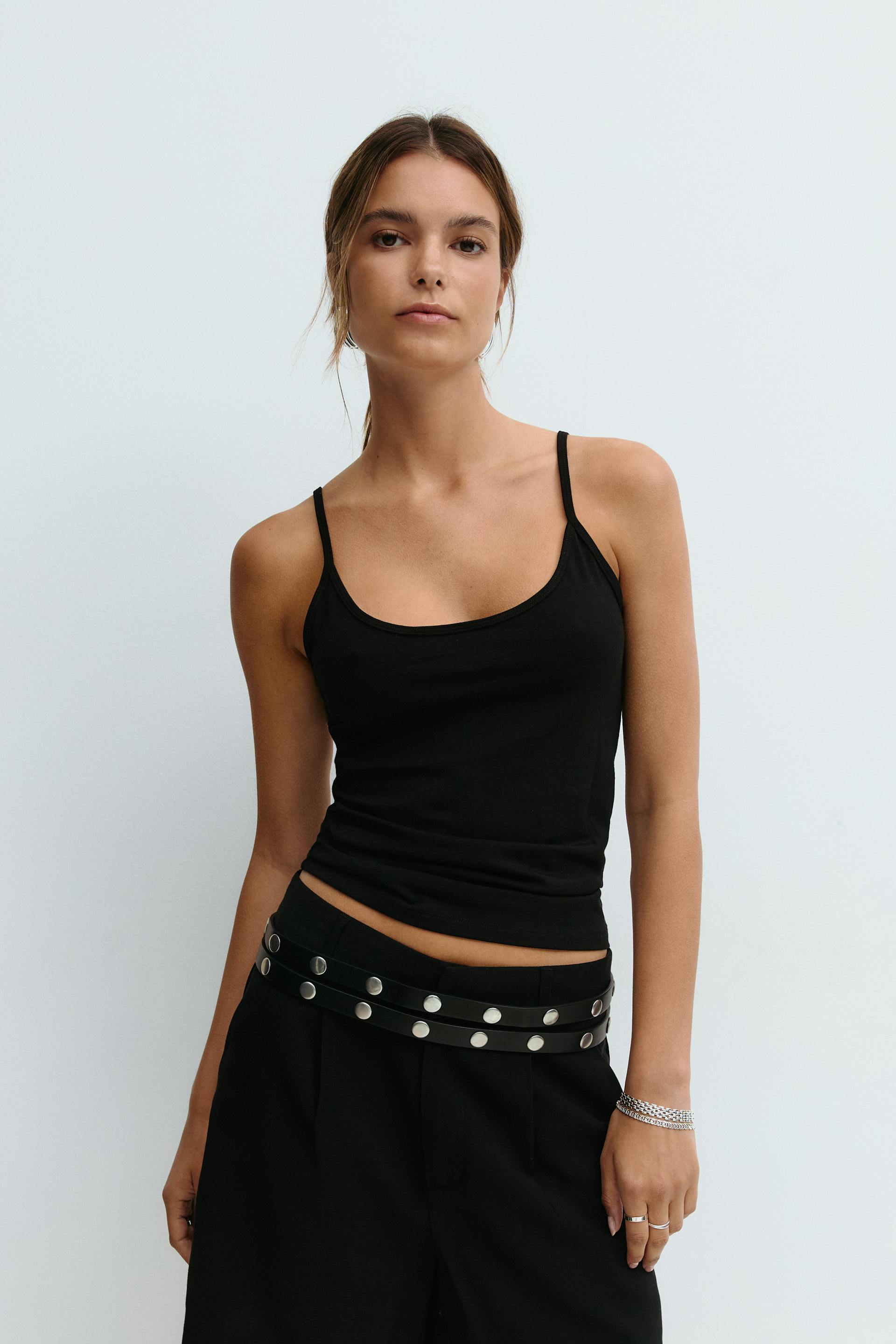 Basic strap singlet - Sort - Dame - Gina Tricot