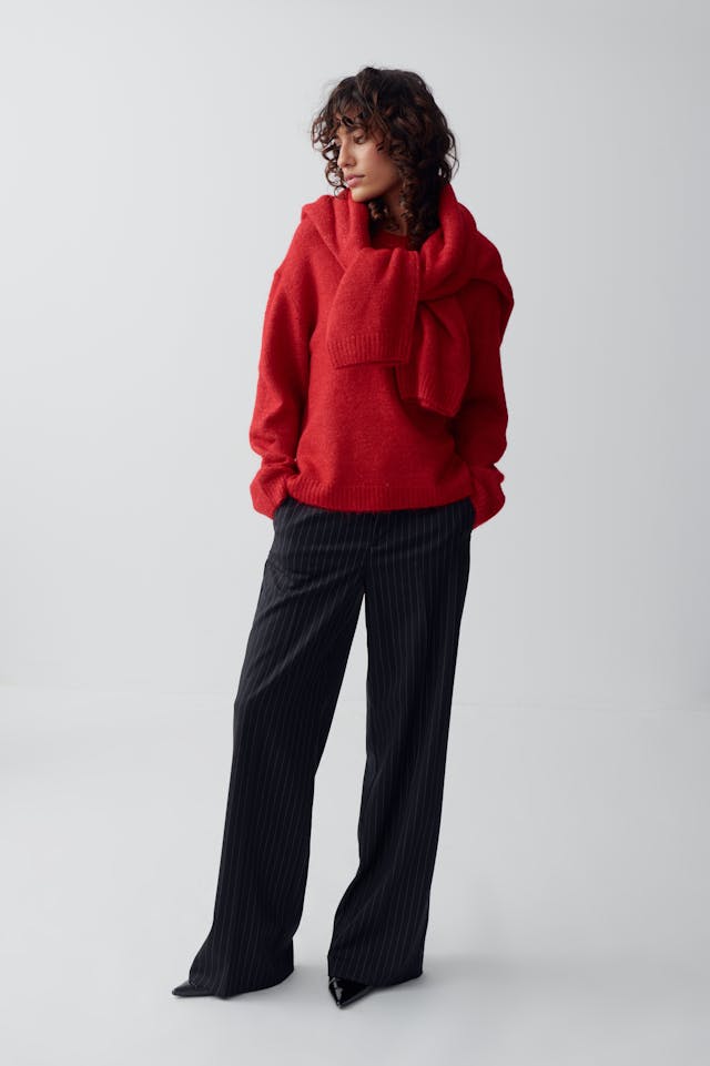 Crew neck knitted sweater - Rot - Dame - Gina Tricot