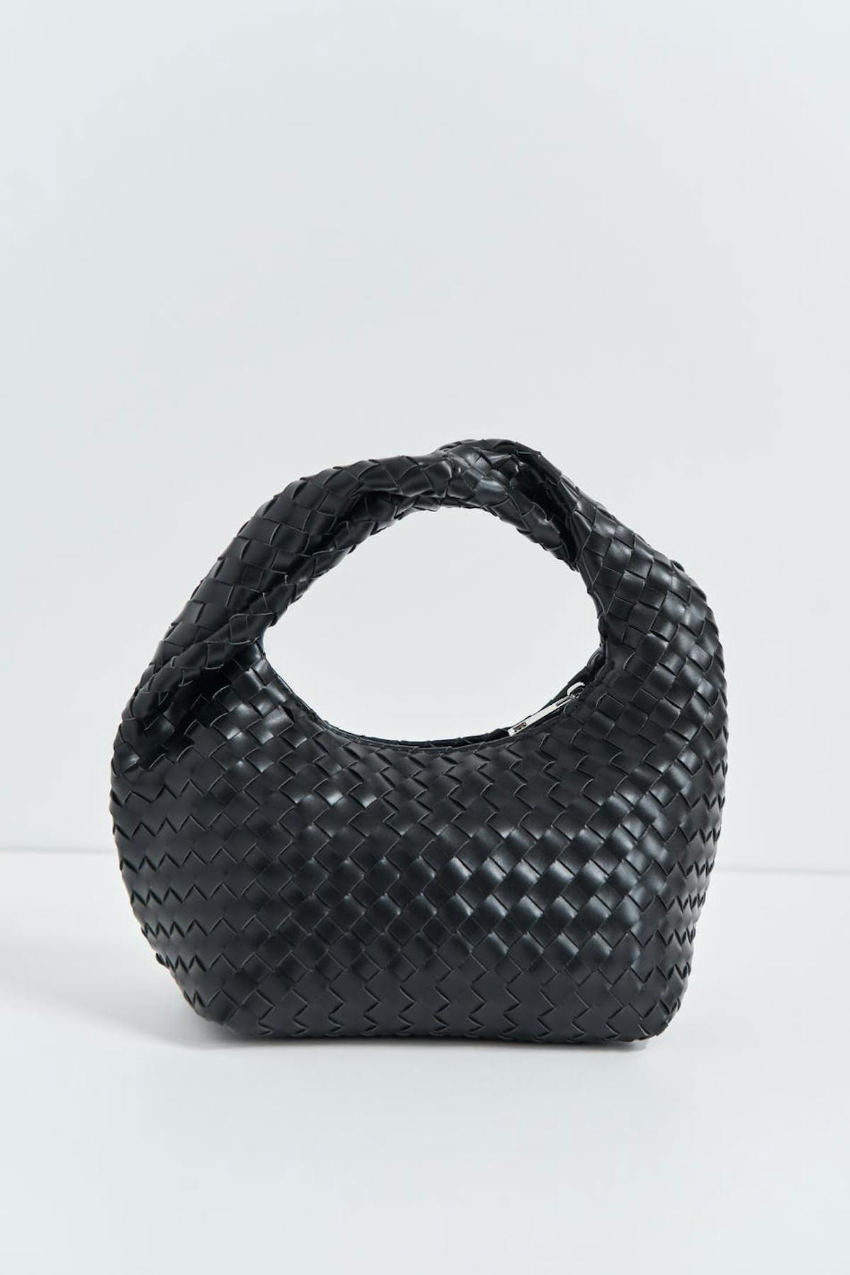 Braided handbag - Svart - Dam - Gina Tricot