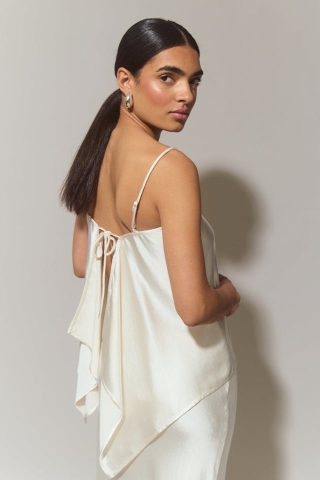 Satin singlet - Weiß - Dame - Gina Tricot