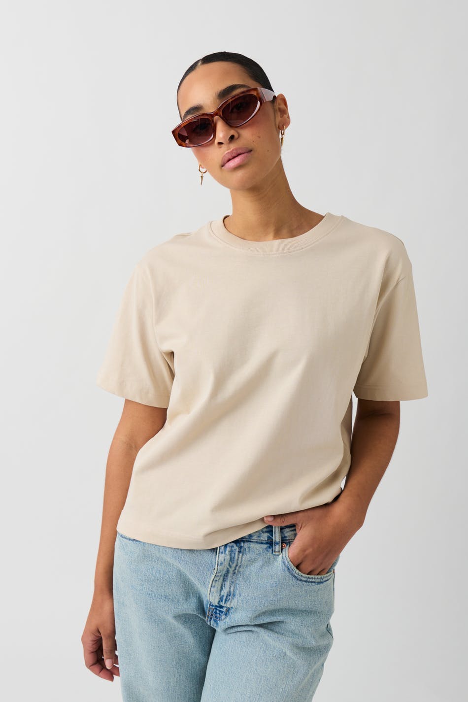 Basic tee - Beige - Dame - Gina Tricot