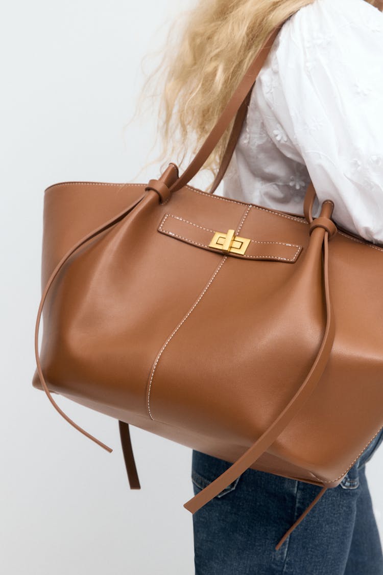 Long strap pu bag - Braun - Dame - Gina Tricot