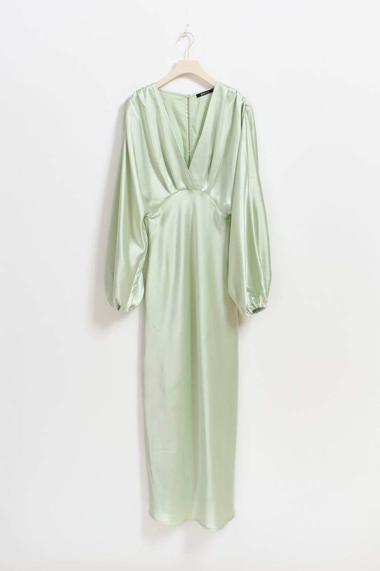 satin midaxi dress - Grön - Dam - Gina Tricot