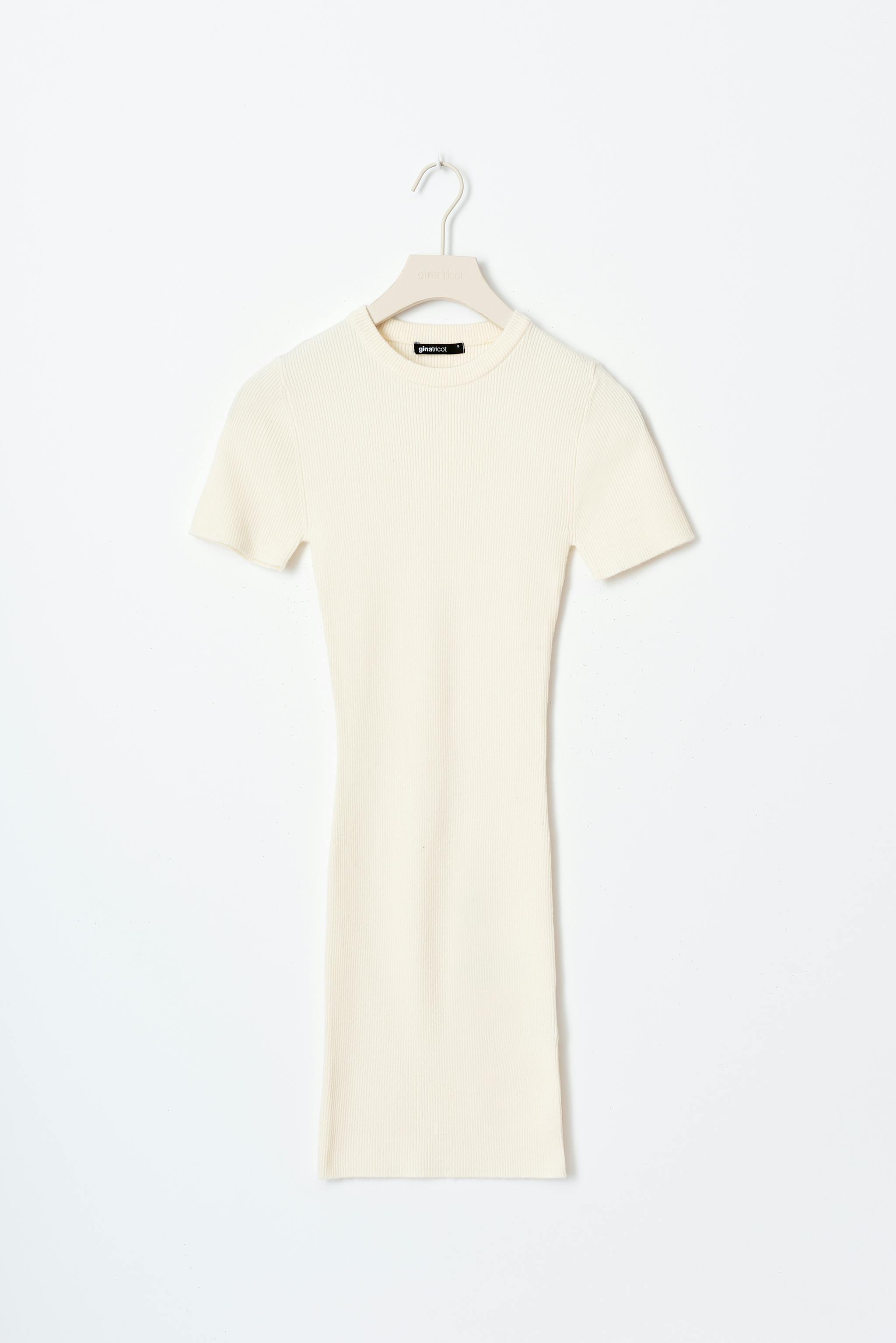 Short sleeve knit dress - Hvid - Dame - Gina Tricot