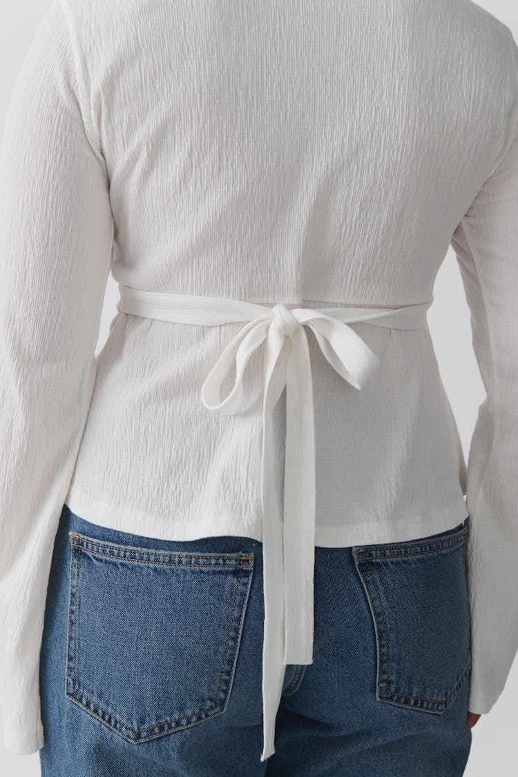 Tie top - White - Women - Gina Tricot