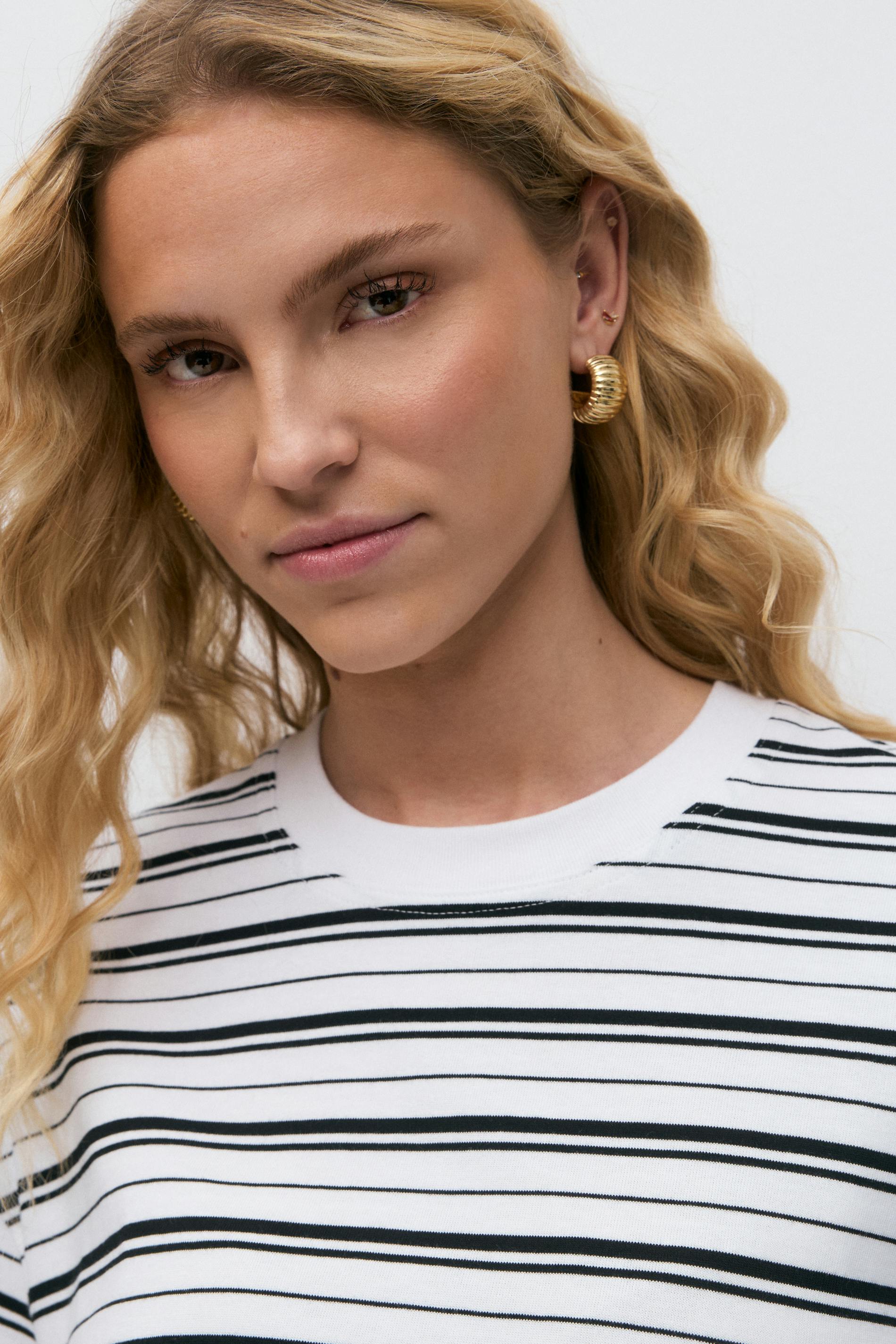 Basic boxy tee - Hvid - Dame - Gina Tricot