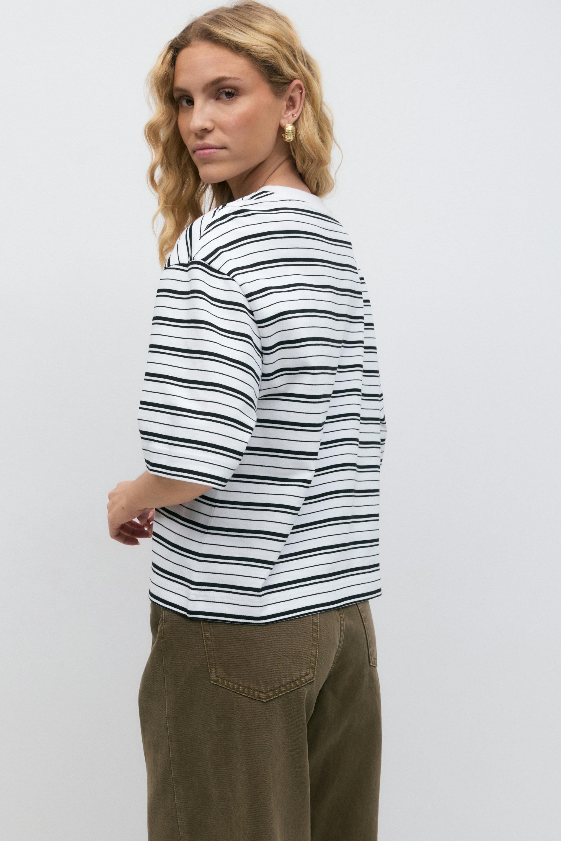 Basic boxy tee - Hvit - Dame - Gina Tricot