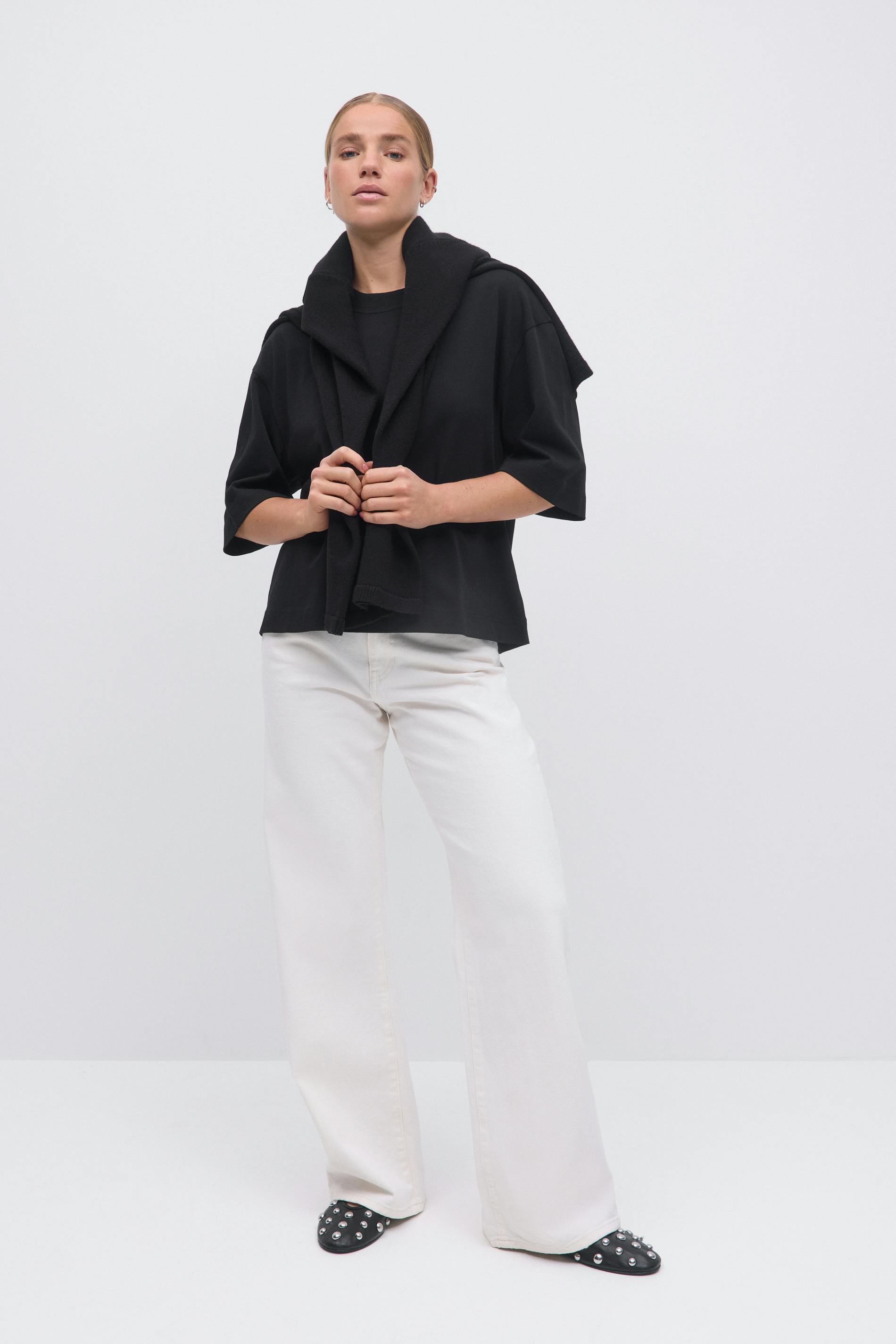 Basic boxy tee - Sort - Dame - Gina Tricot