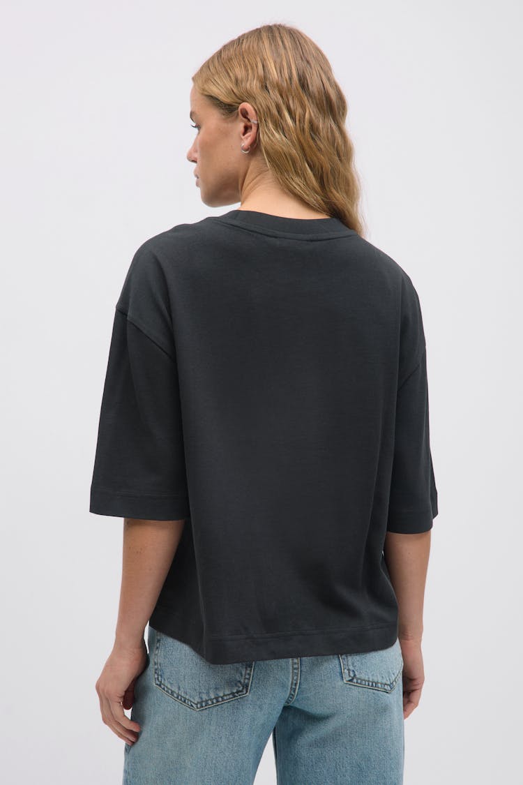 Basic boxy tee - Svart - Dam - Gina Tricot