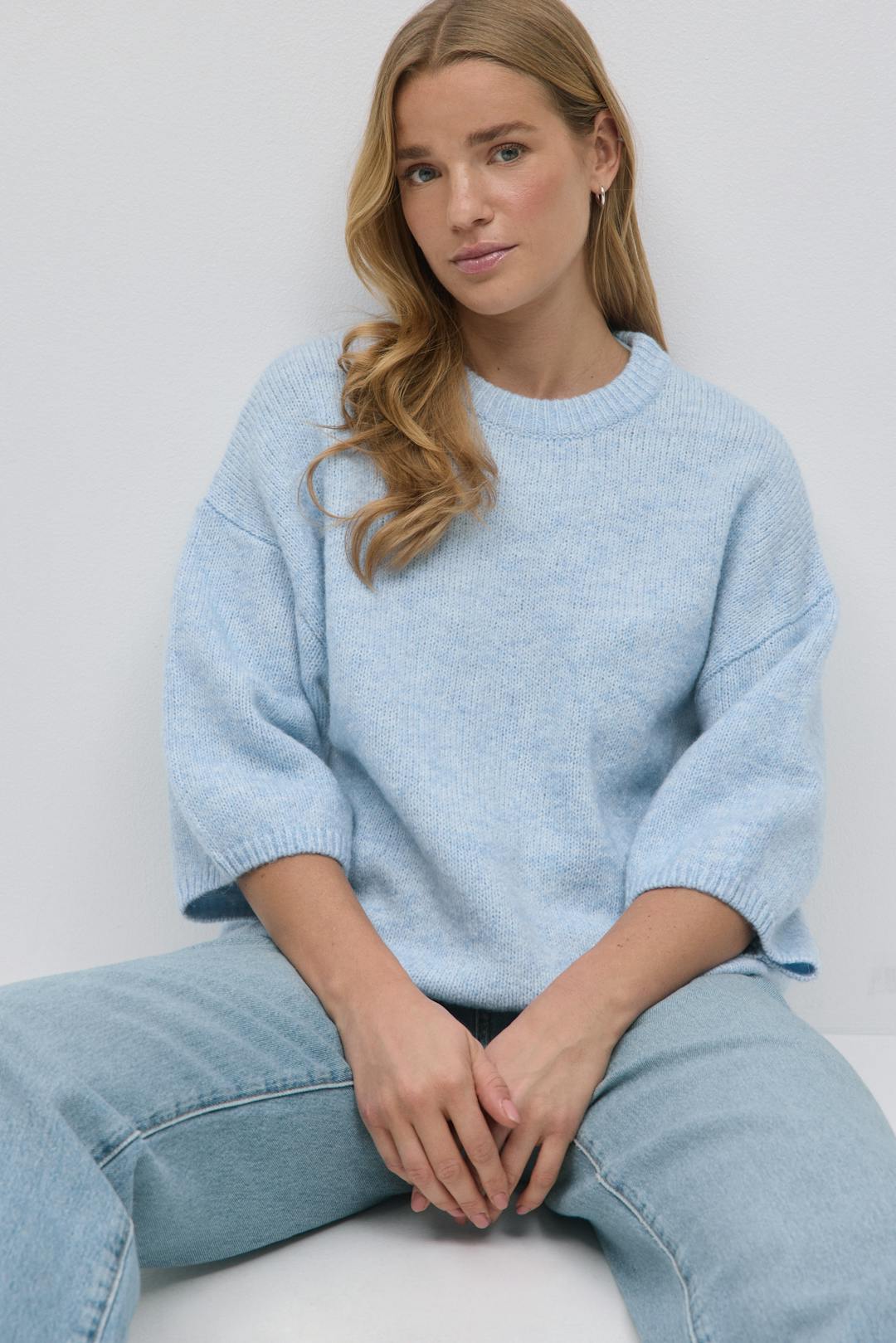 Knitted short sleeve top - Blauw - Dame - Gina Tricot