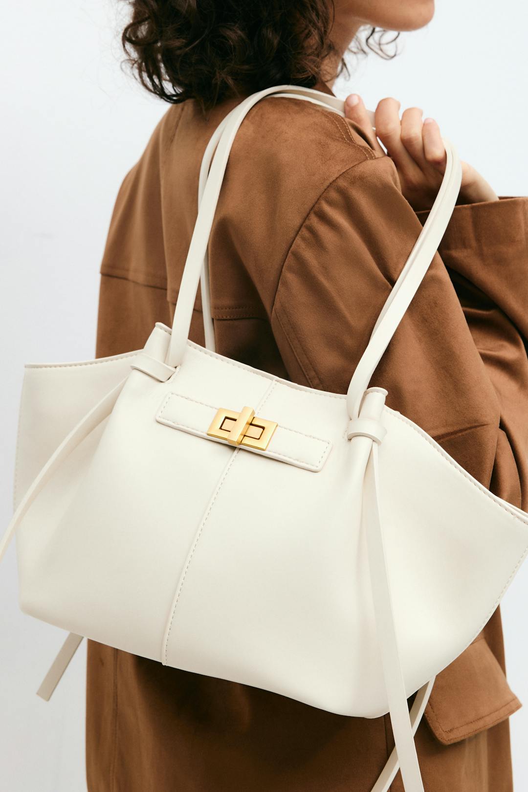 Midi long strap bag - White - Women - Gina Tricot