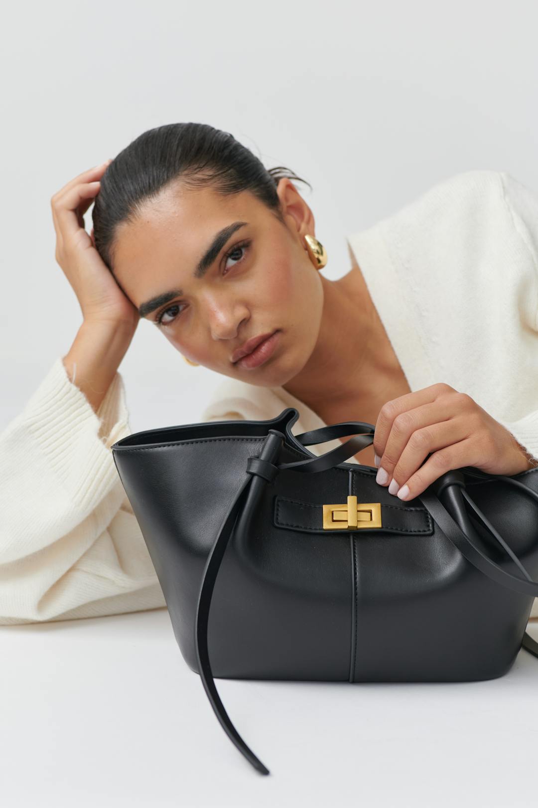 Midi long strap bag - Svart - Dame - Gina Tricot