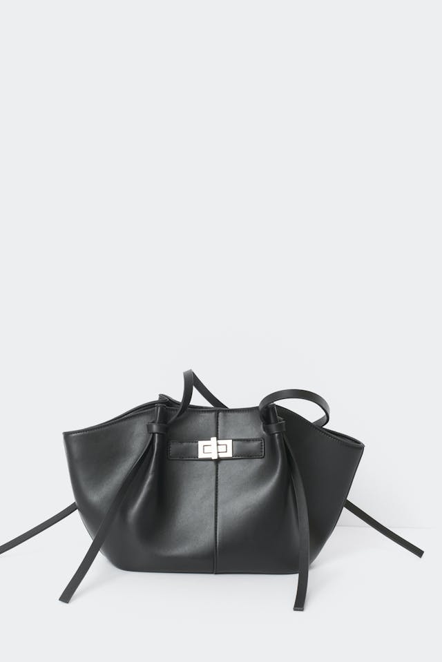 Midi long strap bag - Svart - Dam - Gina Tricot