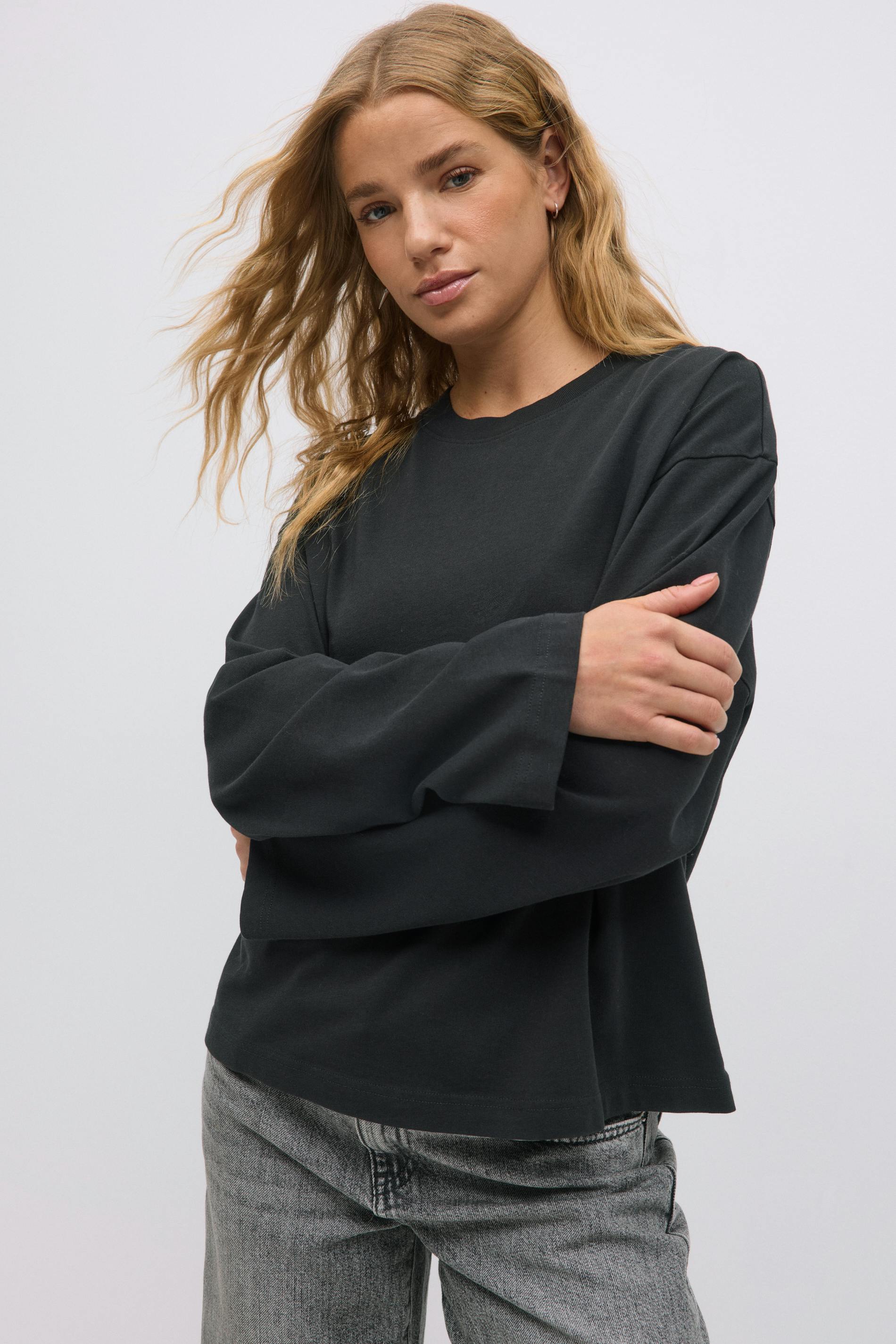 Basic long sleeve tee - Black - Women - Gina Tricot