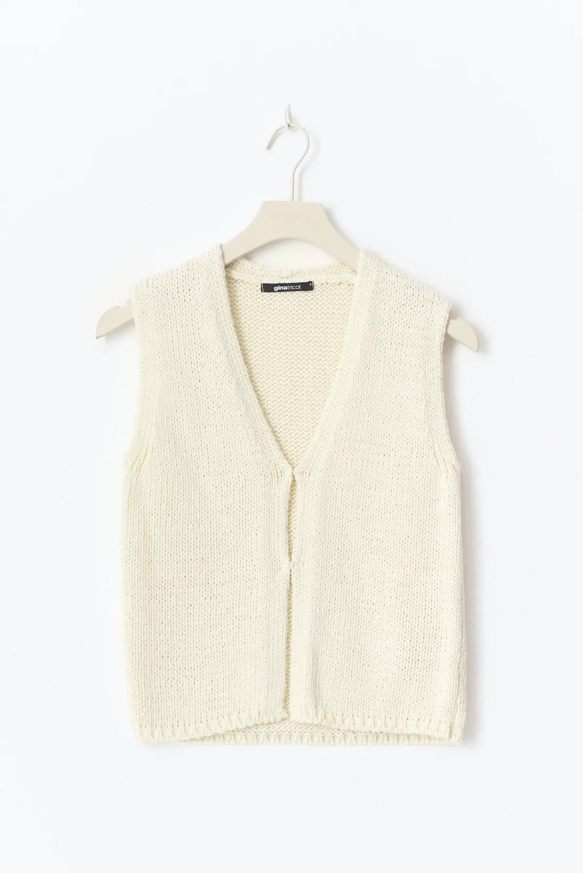 Knitted tape yarn vest - Hvid - Dame - Gina Tricot