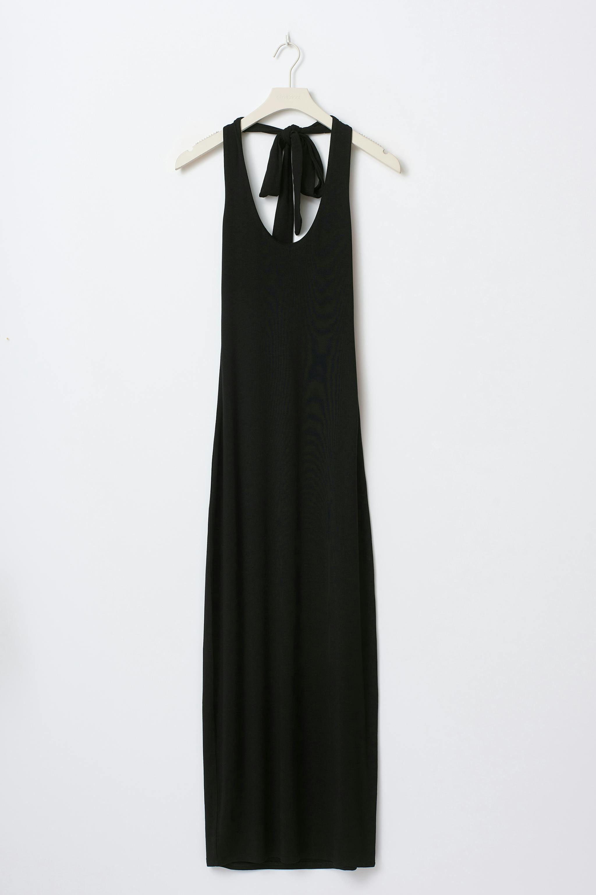 Halterneck midaxi dress - Svart - Dam - Gina Tricot