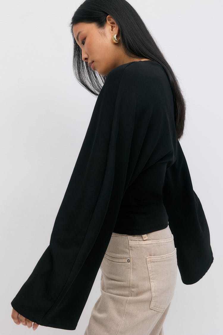 Wide sleeve top - Svart - Dame - Gina Tricot