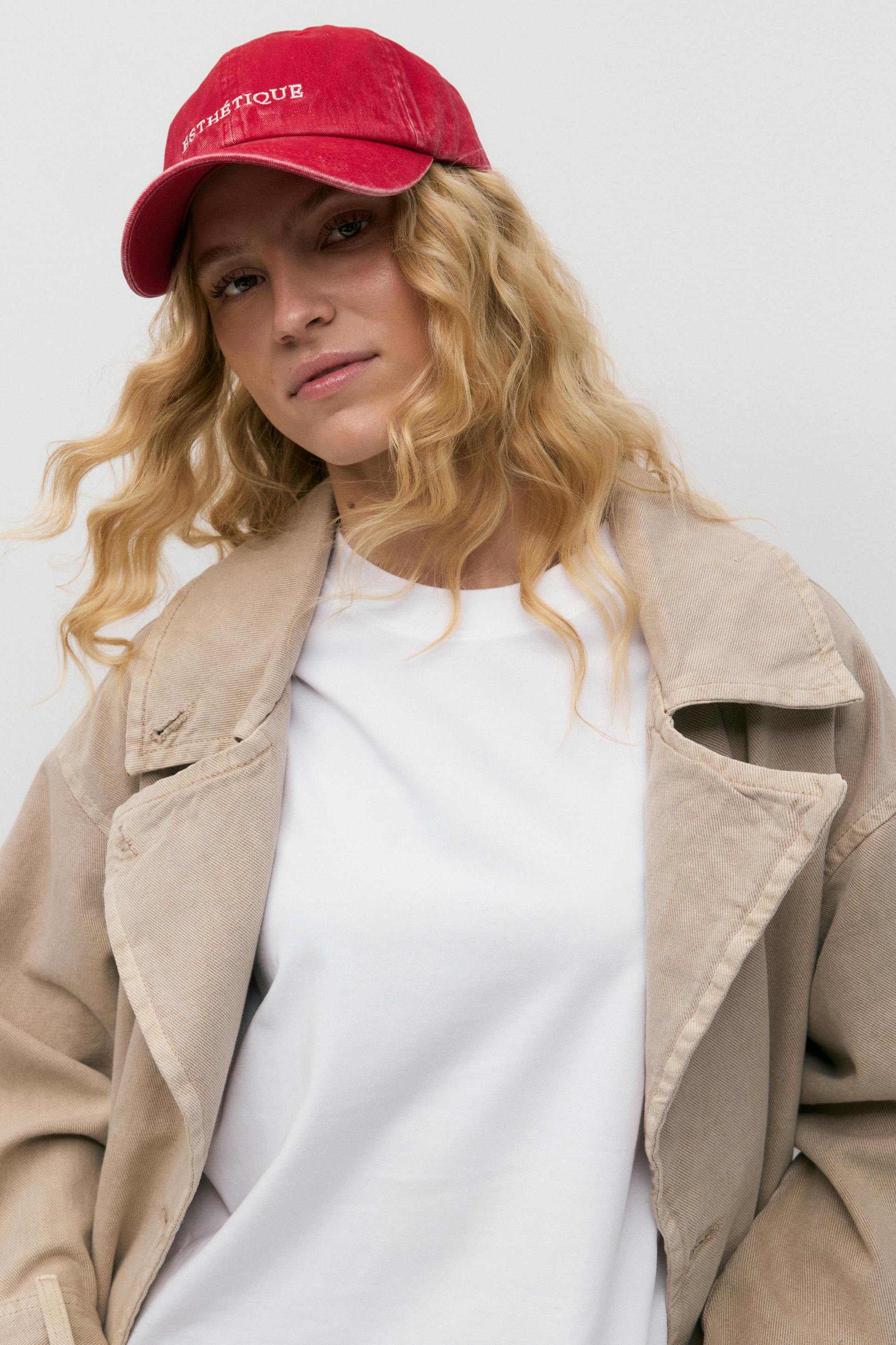 Washed cotton cap - Red - Women - Gina Tricot