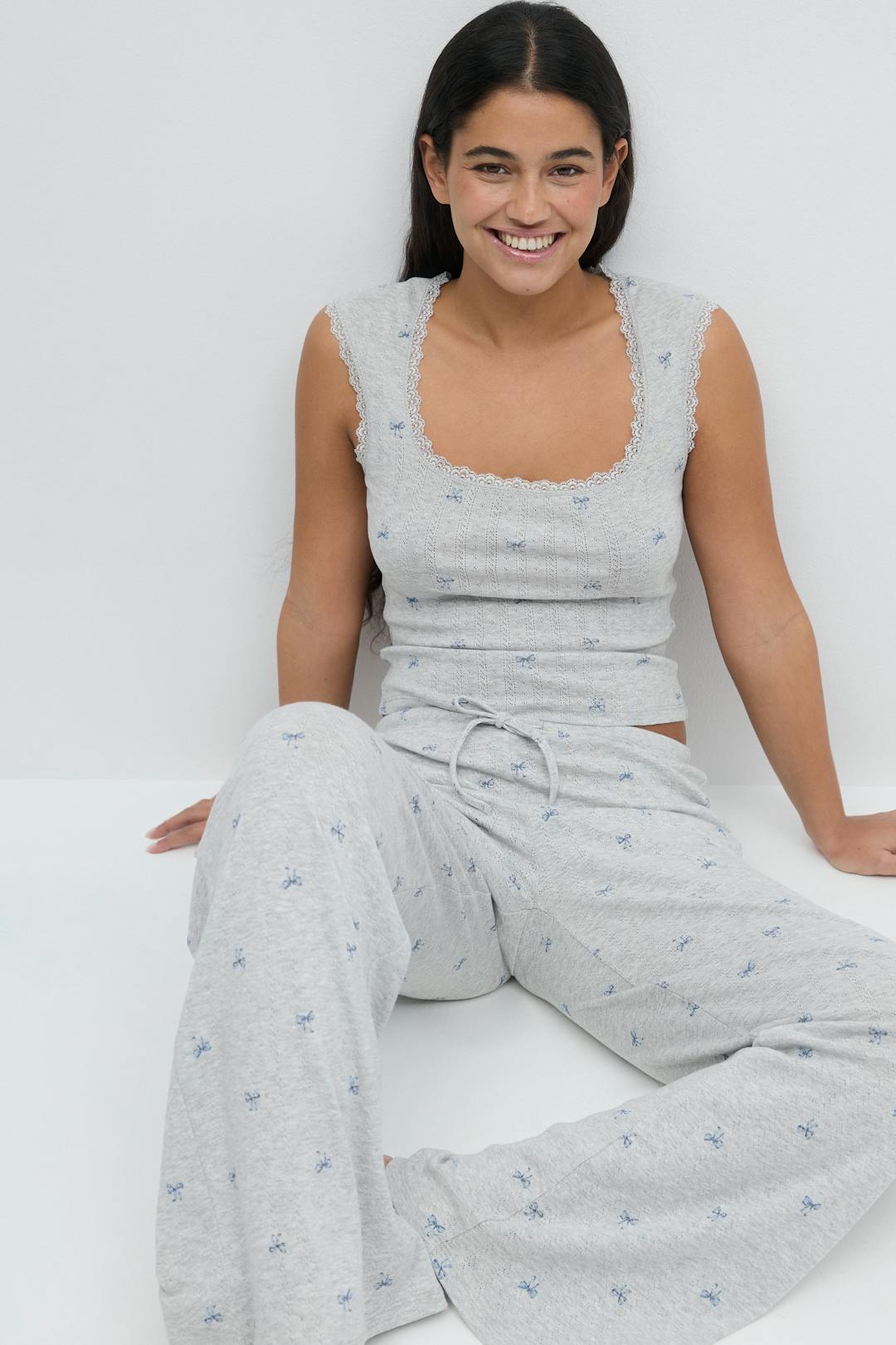 Homewear pointelle top - Grey - Women - Gina Tricot