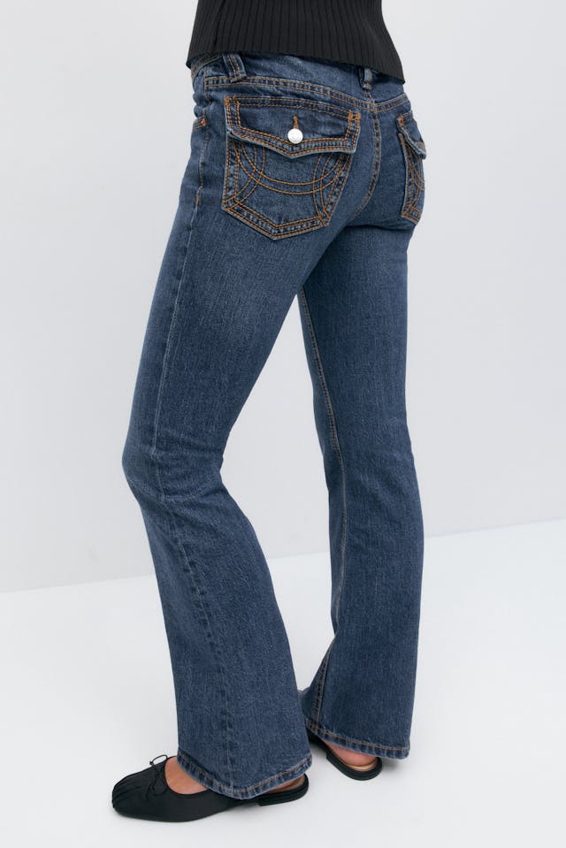 Ultra low flap pocket jeans - Blå - Dame - Gina Tricot