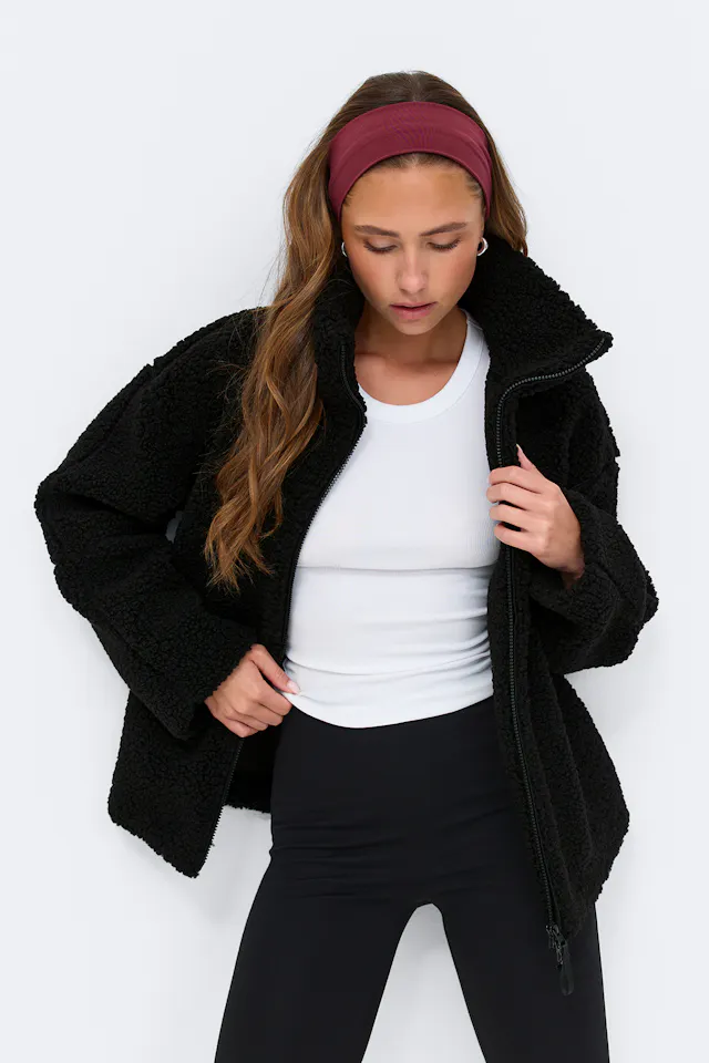 Pile zip jacket - Musta - Nainen - Gina Tricot