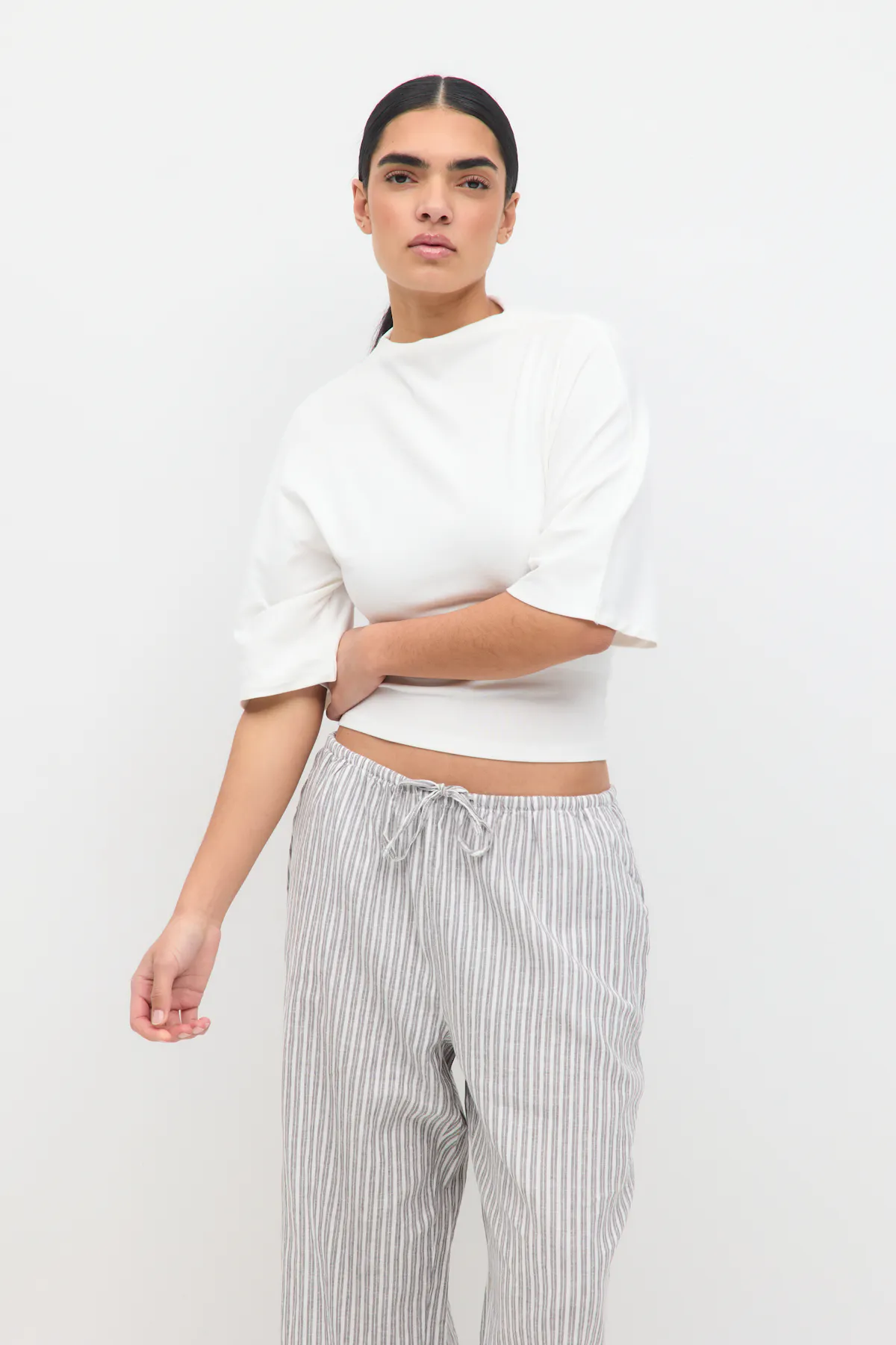Tie back tee - White - Women - Gina Tricot