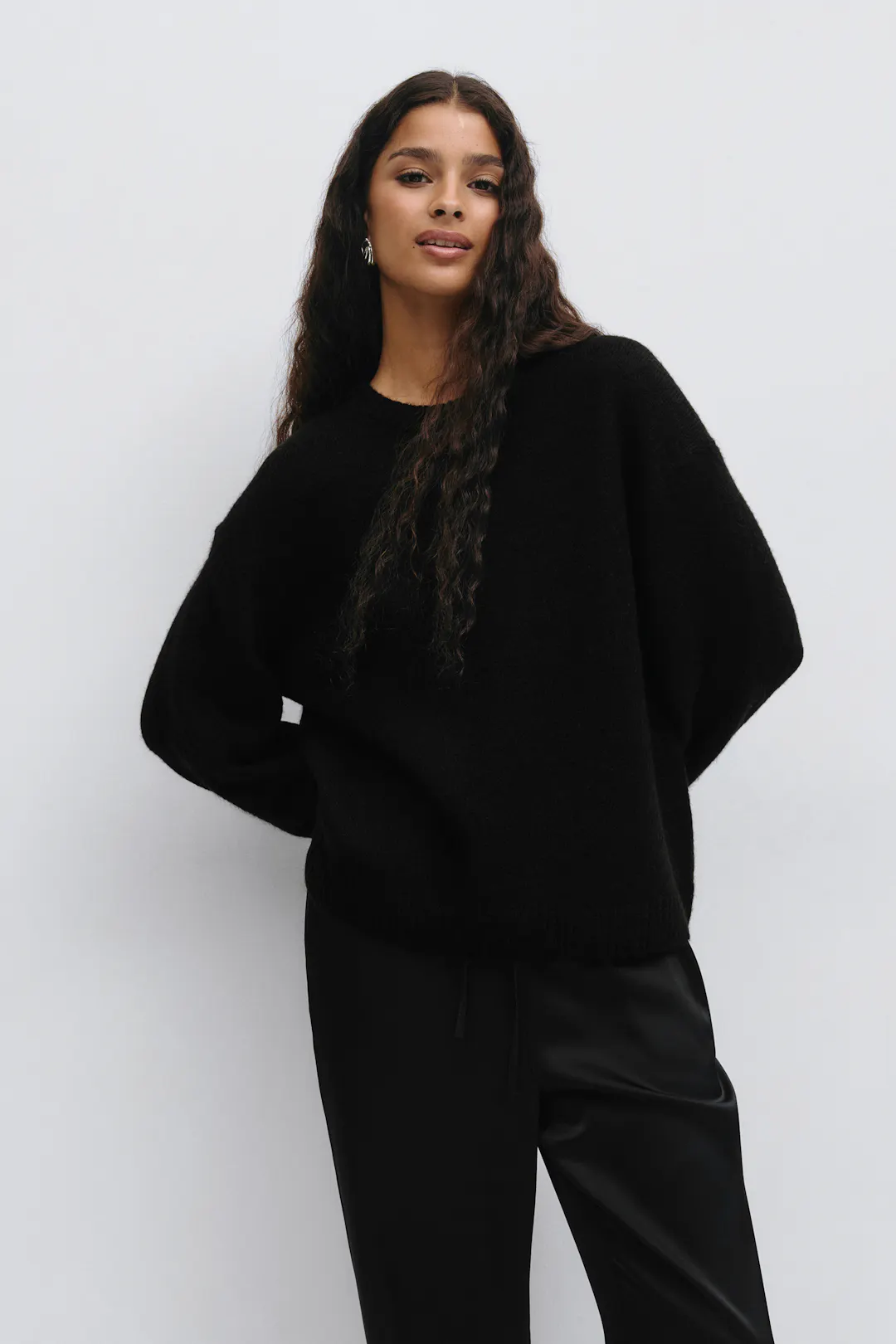 Wide sleeve knitted sweater - White - Women - Gina Tricot