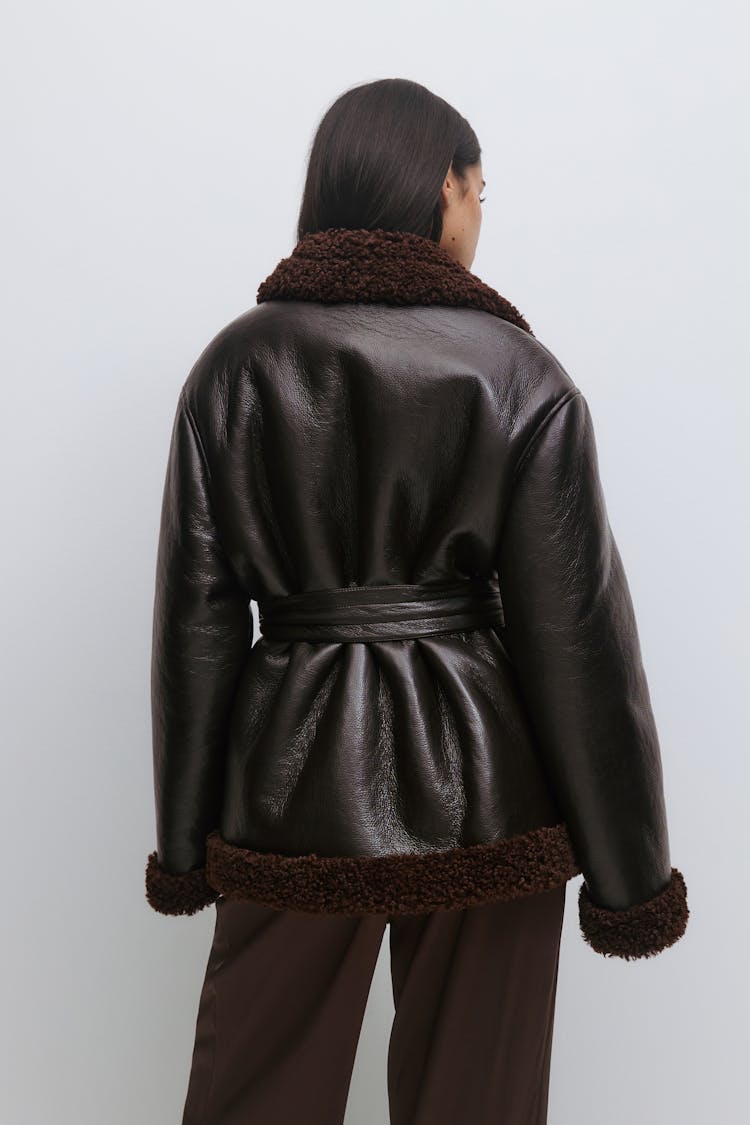 Teddy pu belted jacket - Brun - Dam - Gina Tricot