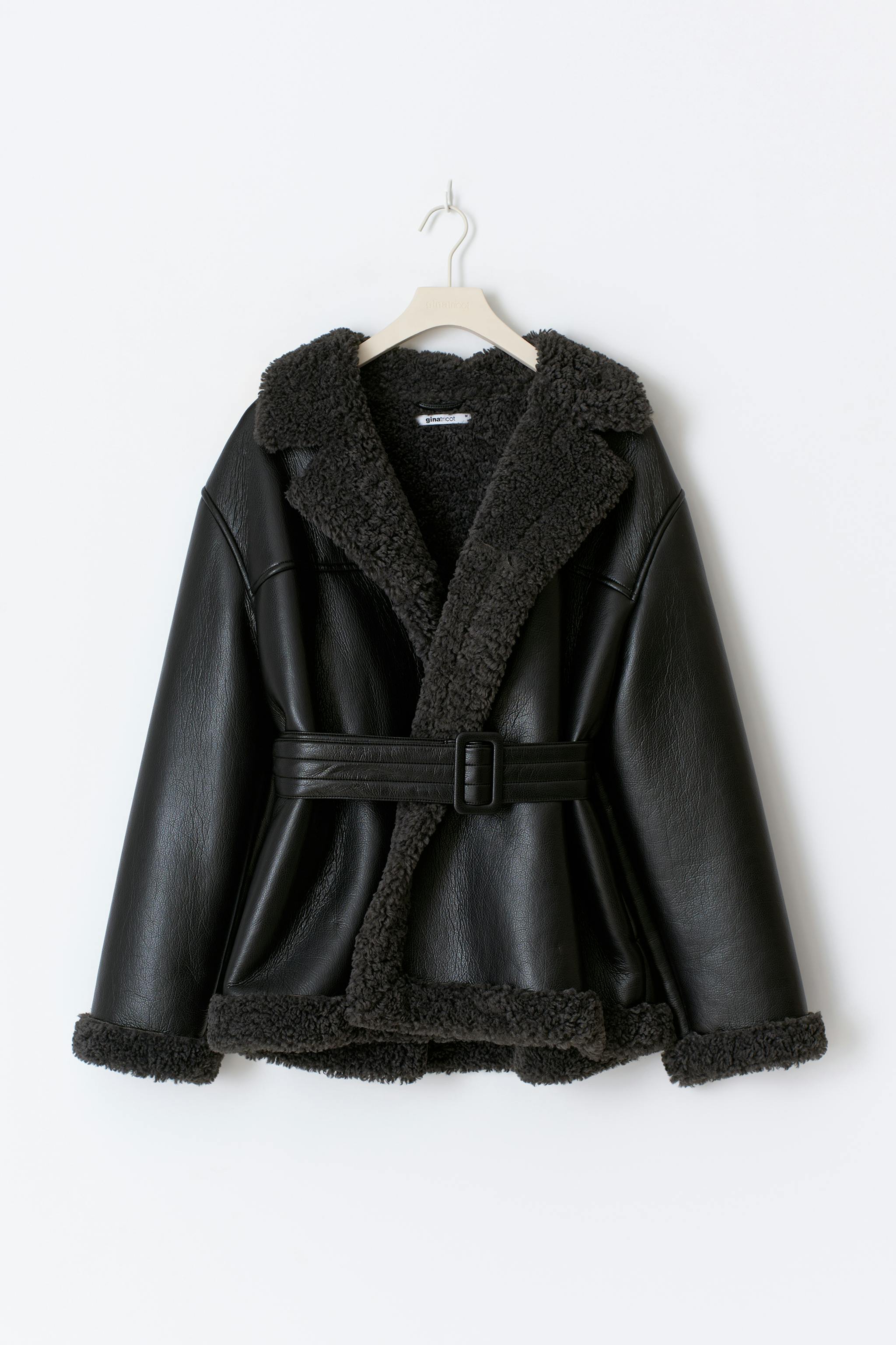 Teddy pu belted jacket - Svart - Dame - Gina Tricot