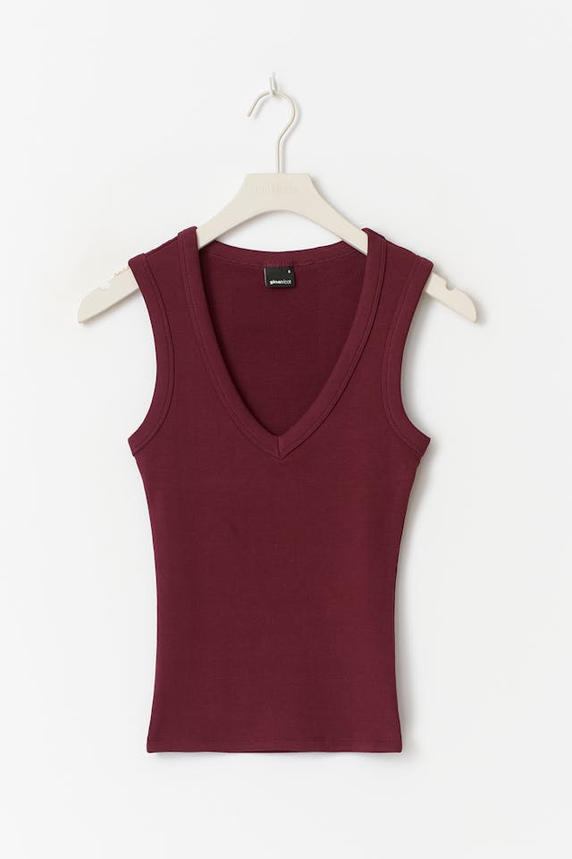 Tight v-neck rib tank - Rouge - Femme - Gina Tricot