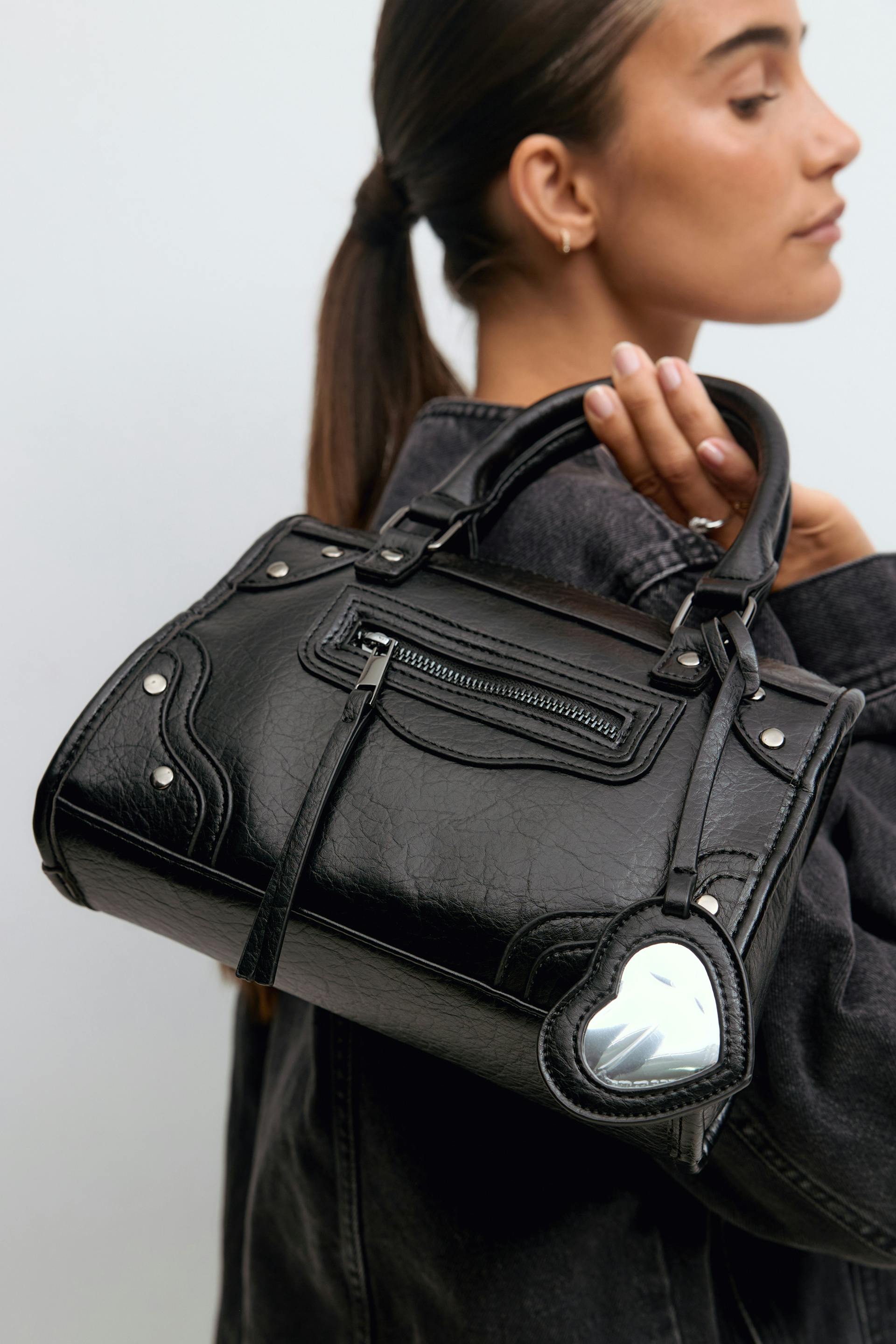 Midi long strap bag - Beige - Women - Gina Tricot