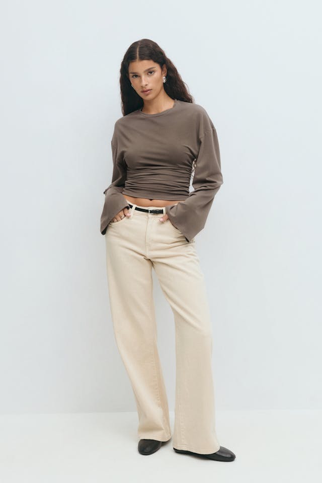 Soft touch wide sleeve top - Braun - Dame - Gina Tricot