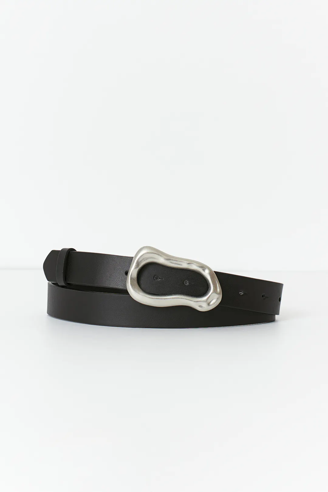 Statement buckel belt - Black - Women - Gina Tricot