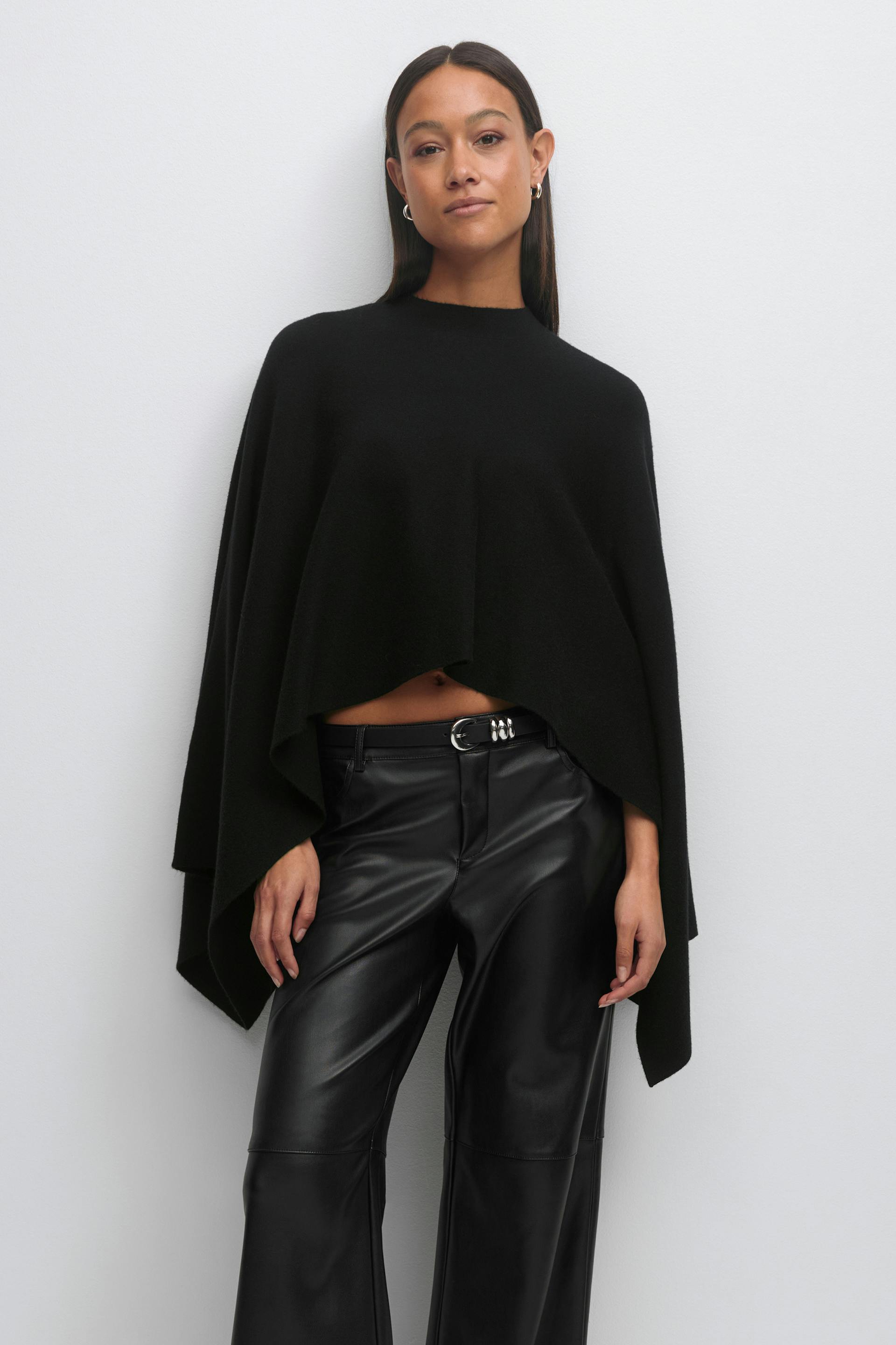 Belt cape jacket - Black - Women - Gina Tricot