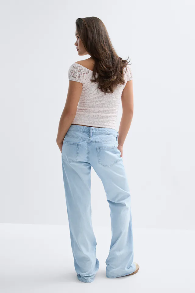 Low waist loose bootcut jeans - Blå - Gina Tricot