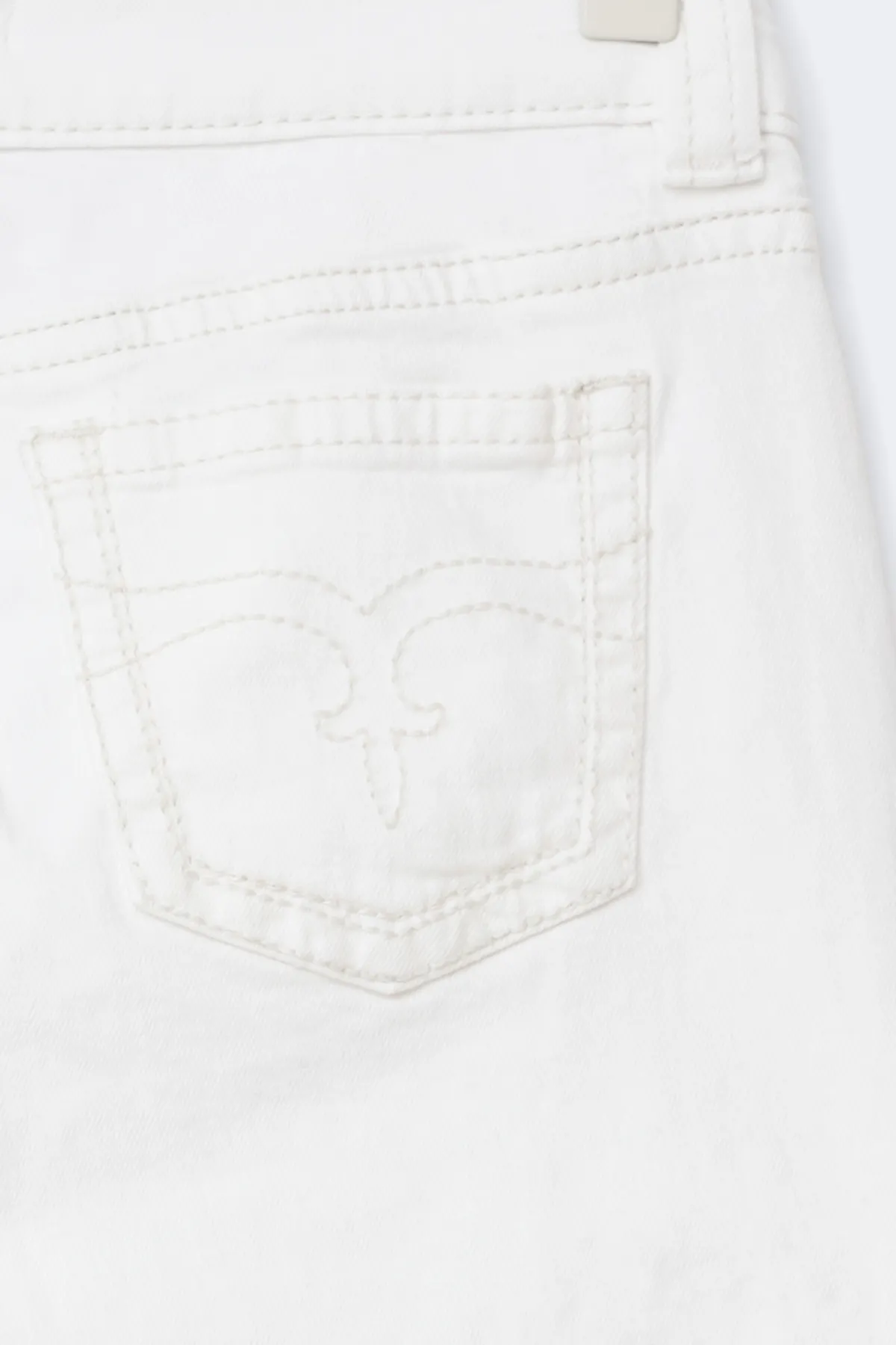 14+ low rise flare jeans tall - Valkoinen - Gina Tricot