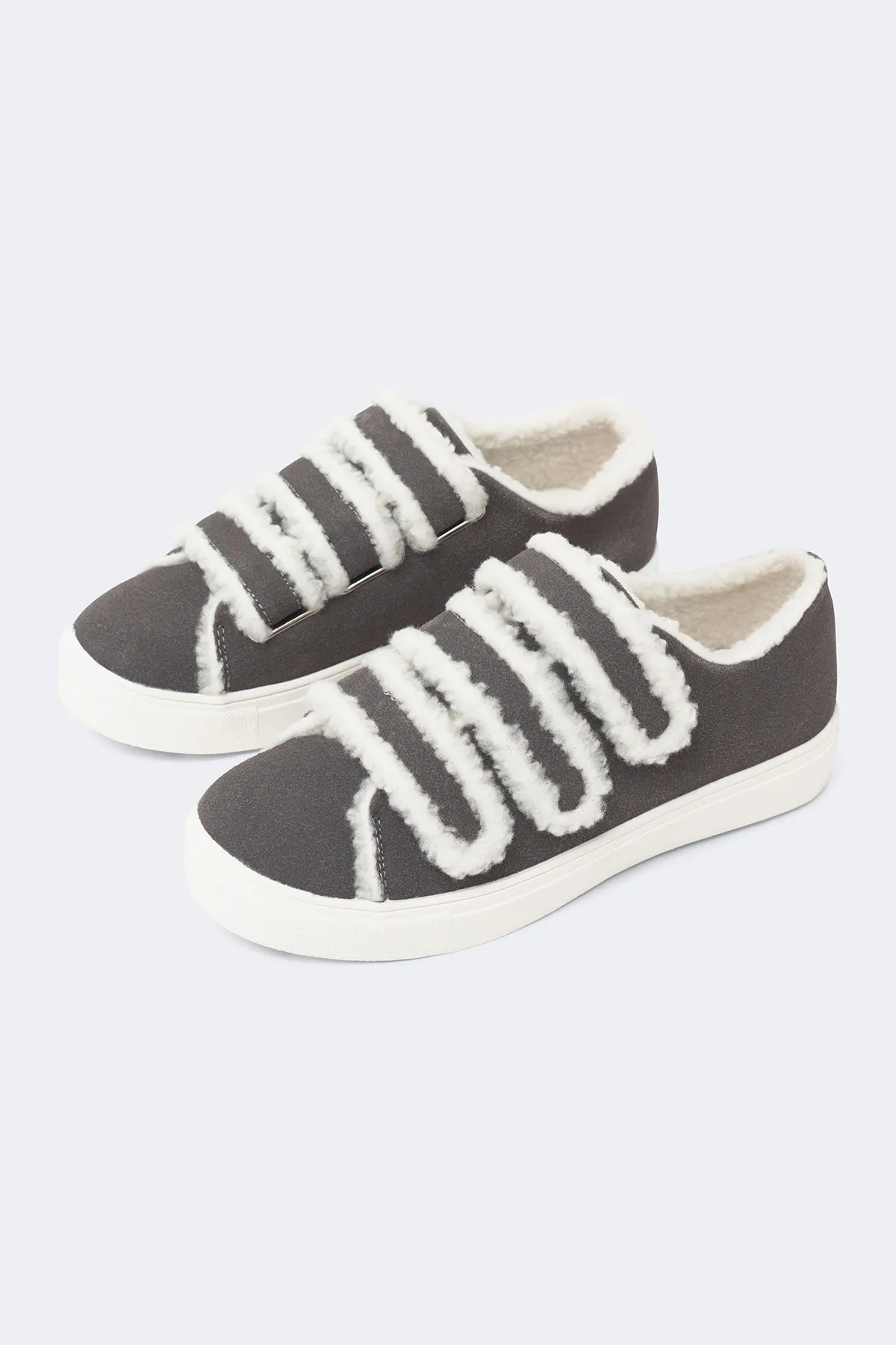 14+ teddy sneakers - Grau - Gina Tricot