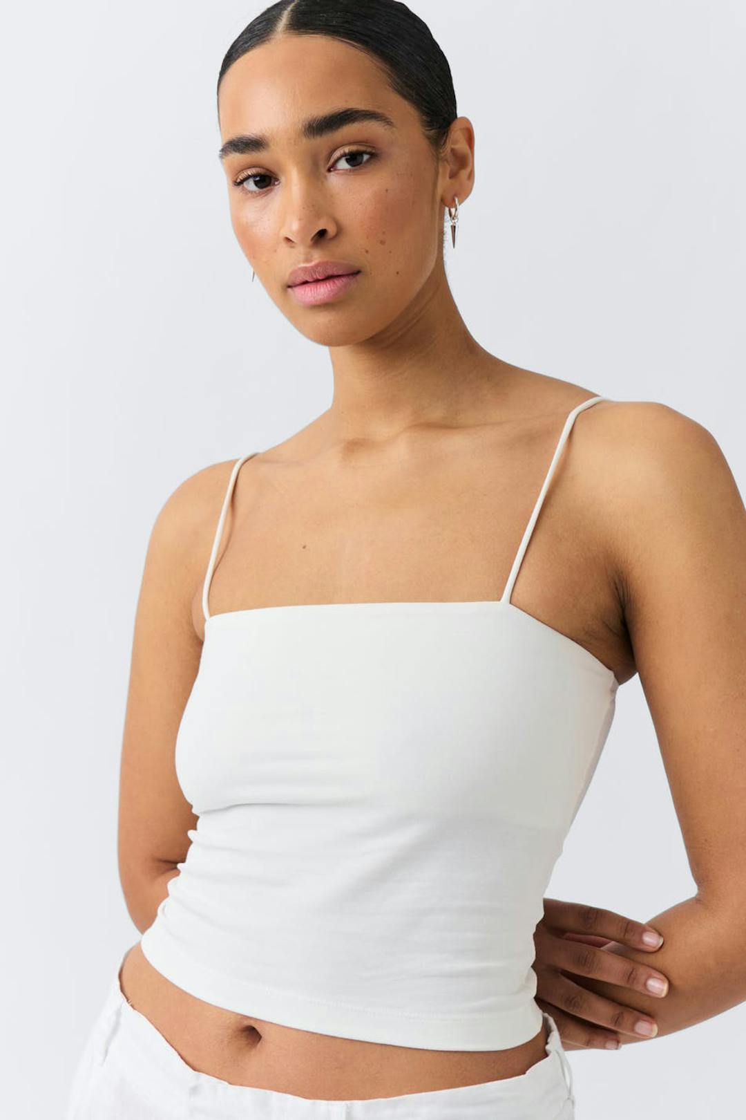 spaghetti strap singlet - Hvit - Dame - Gina Tricot