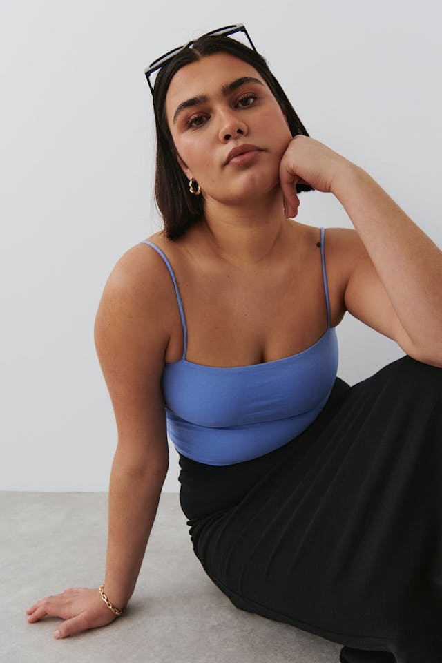 spaghetti strap singlet - Blau - Dame - Gina Tricot