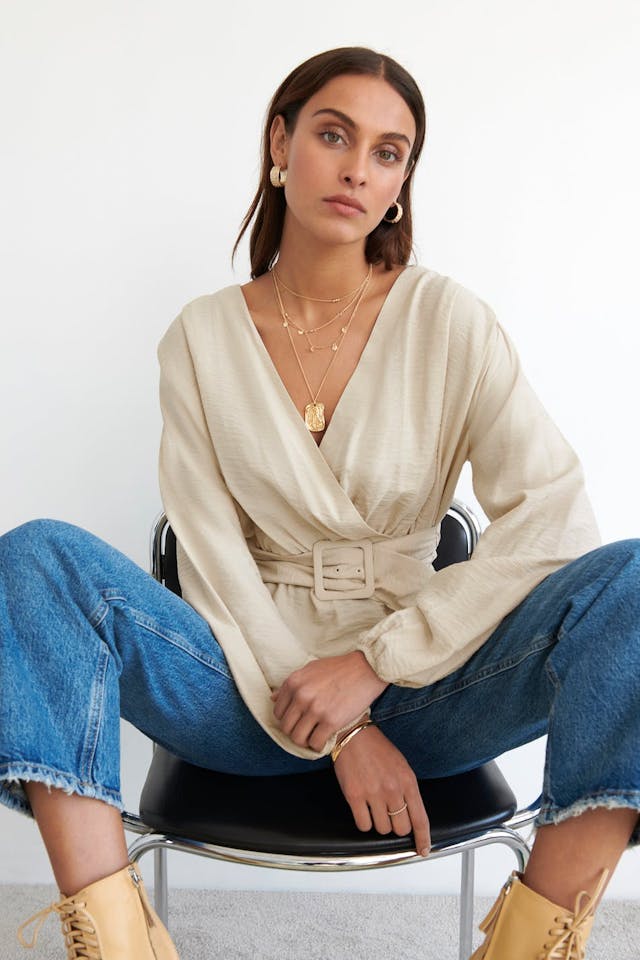 Emali wrap top - Beige - Dame - Gina Tricot