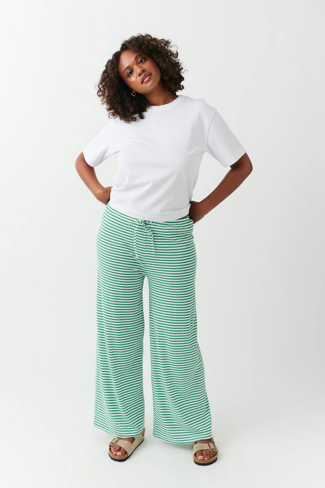 Striped soft trousers - White - Women - Gina Tricot